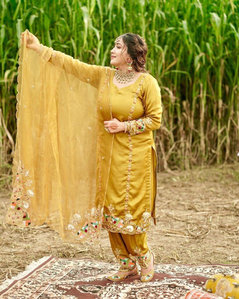 Punjabi Salwaar Kameez Suit | Yellow Online - Fashion Doctorz
